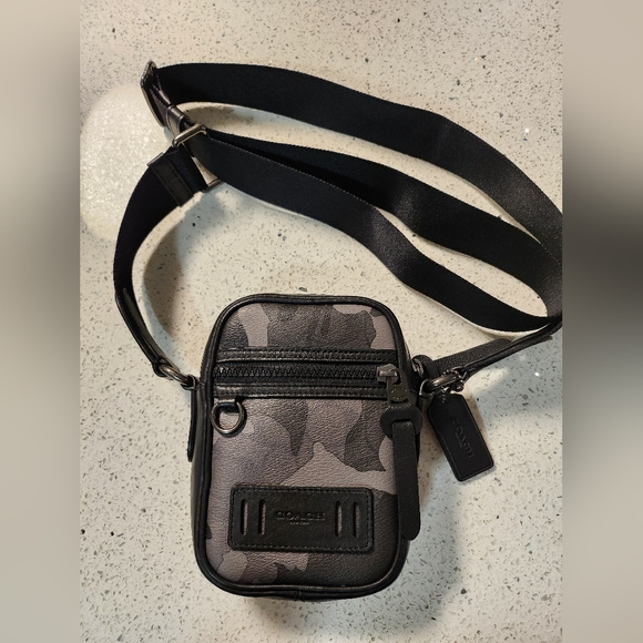 Coach | Bags | Coach Terrain Crossbody In Signature Canvas With Camo ...